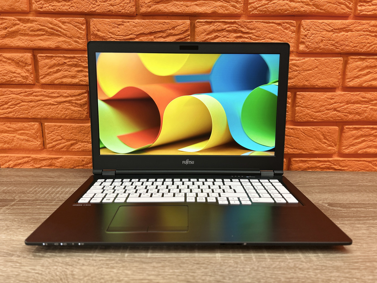Ноутбук Fujitsu LifeBook U757, 15.6" FullHD IPS, Intel Core i5-6200U 2 ...