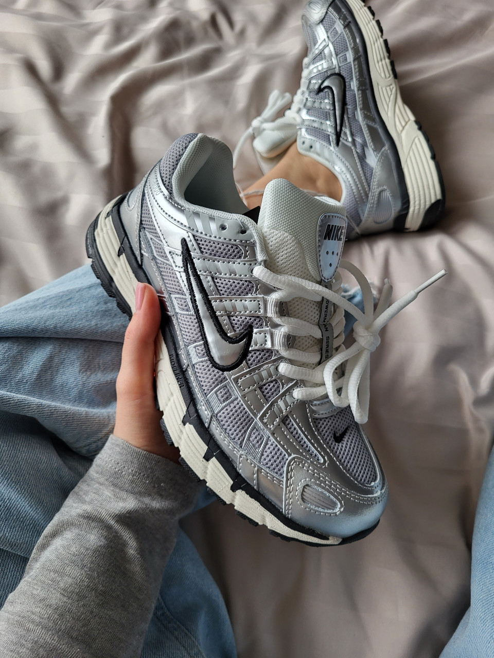 Кроссовки женские NIKE інші. Nike R-6000 Silver Серебряный 36 w (ID#2546738465), цена: 3118 ...