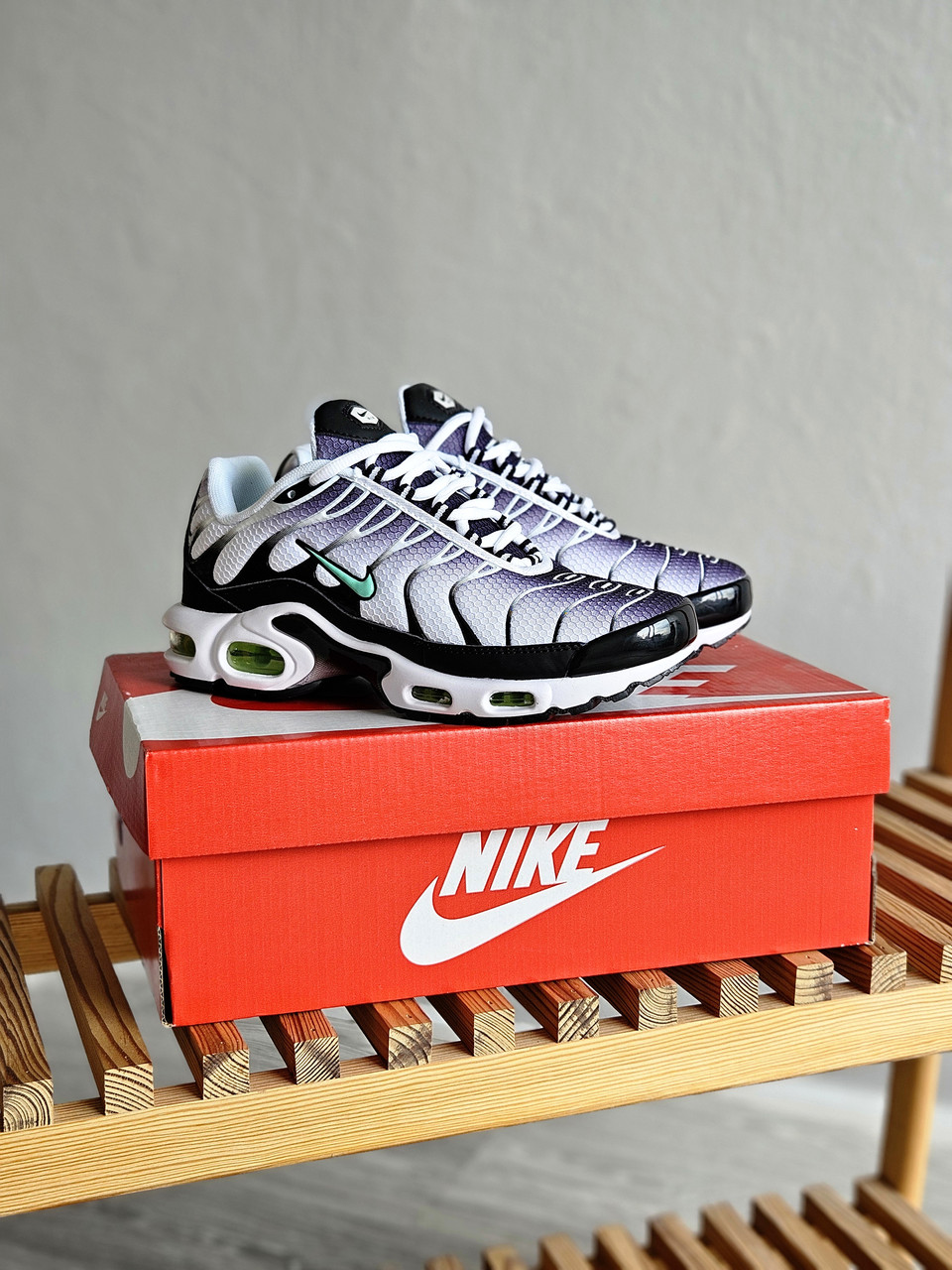 Nike air max Tn+, ціна: 2400 ₴, купити на Prom.ua