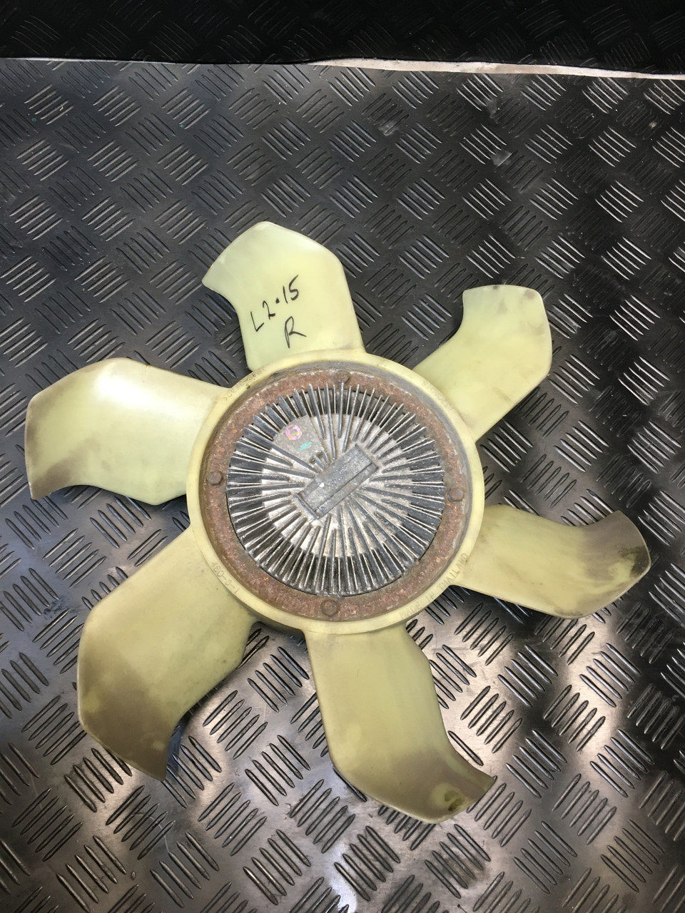 Крильчатка вентилятора Mitsubishi L200 KL1 2015-1320A015 б.в (ID ...
