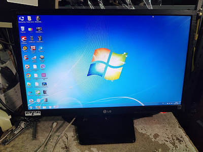 Широкоформатный LED монитор 20 дюймов LG Flatron E2060S-PNW № 23020223, цена: 399 ₴, купить на ...