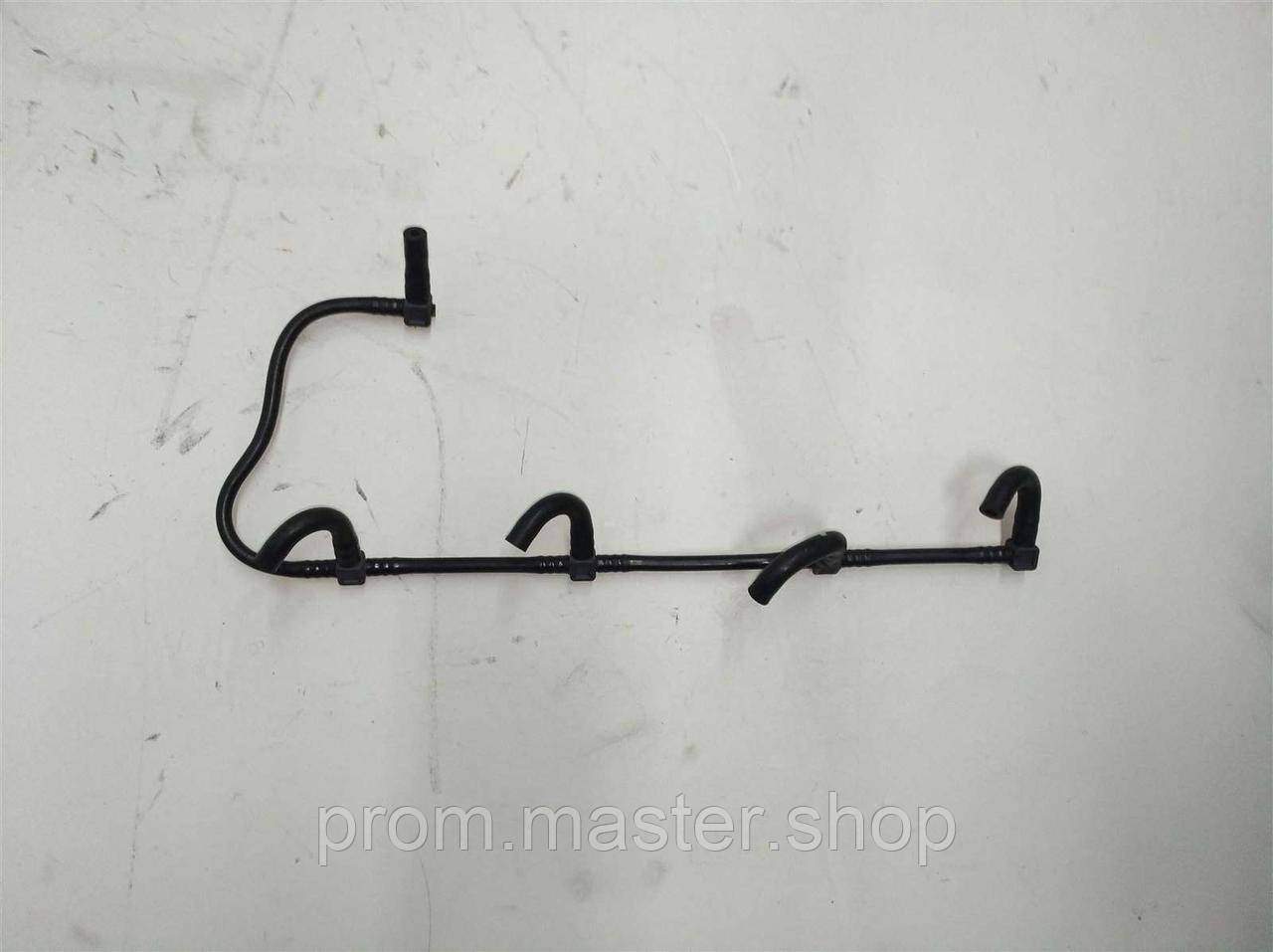 Б/У Трубка паливної системи обратки 8200520596 Renault Kangoo 09-17 ...