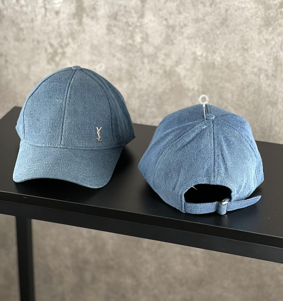 Купить Кепка Yves Saint Laurent. Женская Кепка Ив Сен-Лоран. Бейсболка ...