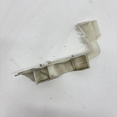 Опора кронштейна бампера слева Audi A4 B9/ A5 B9/ RS5 B9 8W0807333A ...