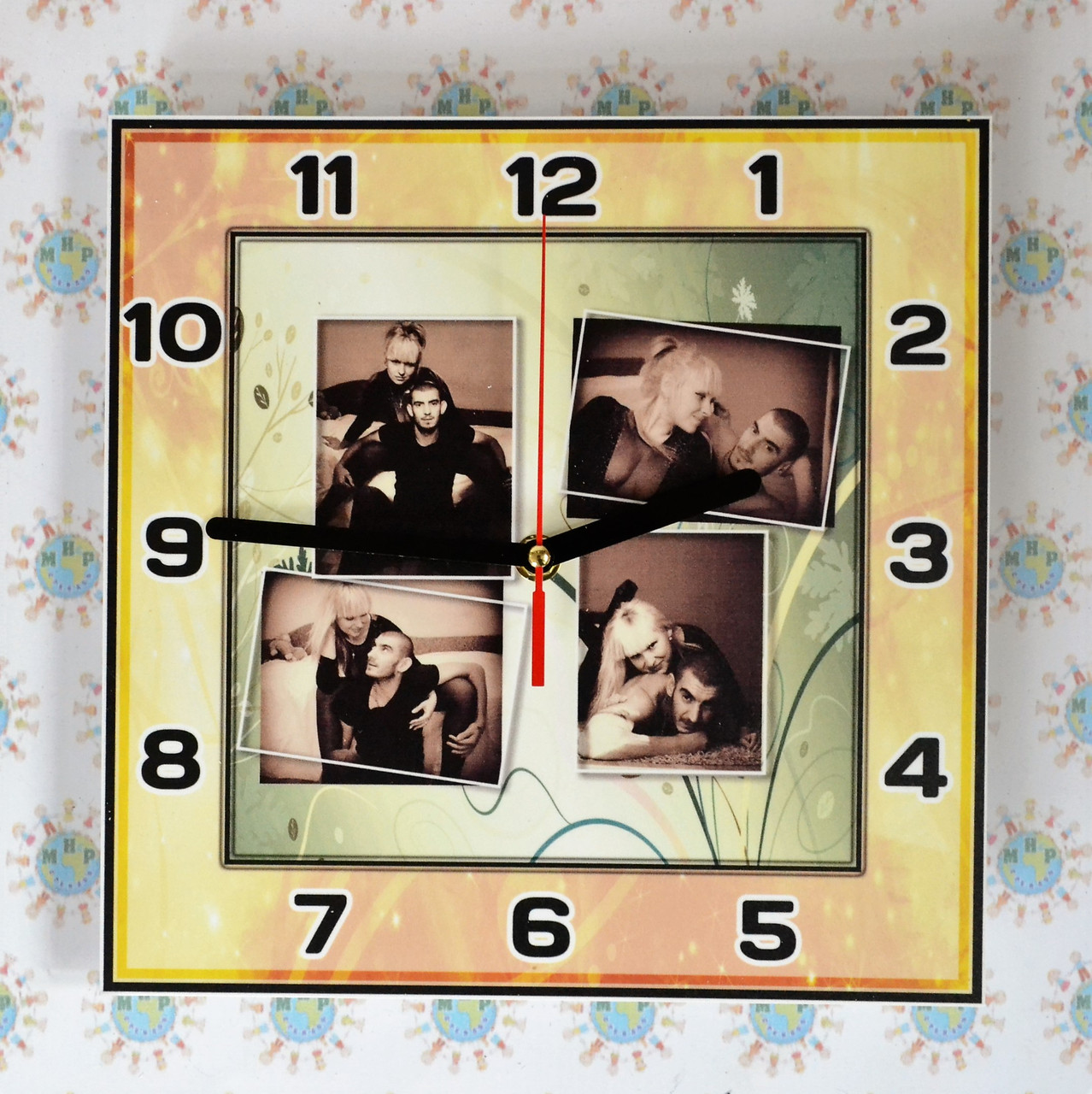 Квадратные часы Настенные с вашими фотографиями. Колаж от Мир стендов ...