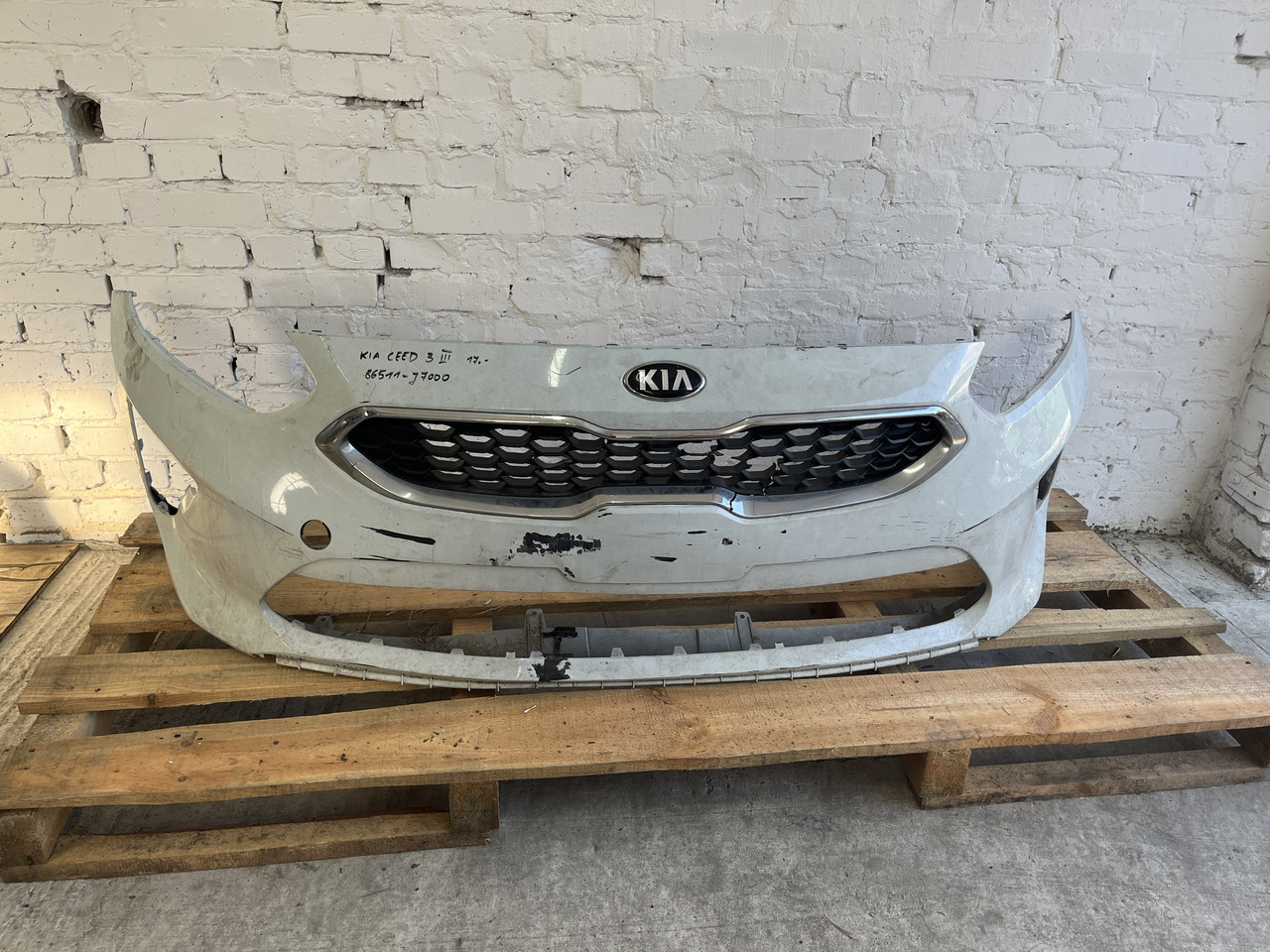 Бампер KIA Ceed ІІІ (3) 2017 р. передній 86511-J7000, ціна: 3500 ...