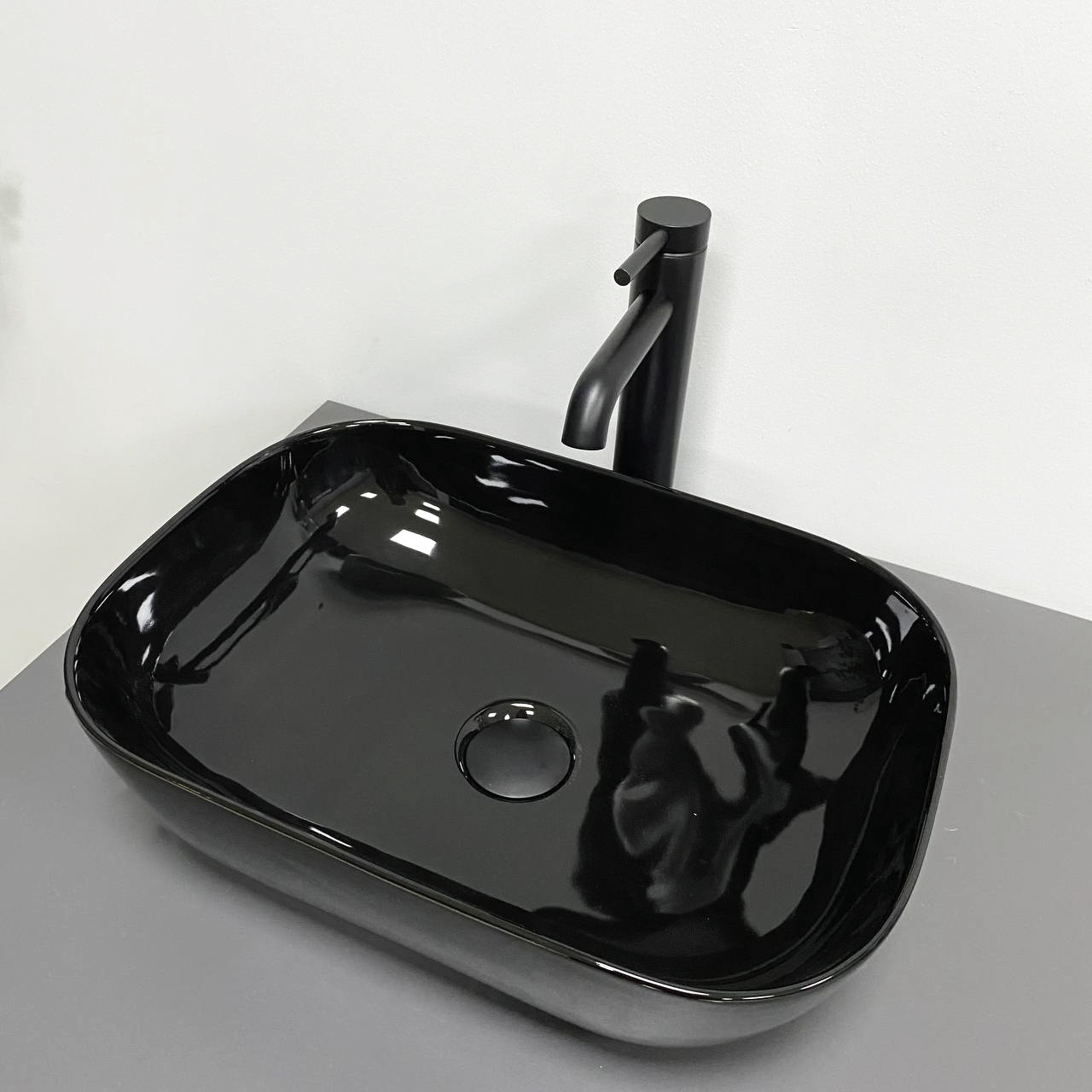 Умивальник (раковина) VBI RAVENNA BLACK GLOSSY накладний: продаж, ціна у Луцьку. Товари ...