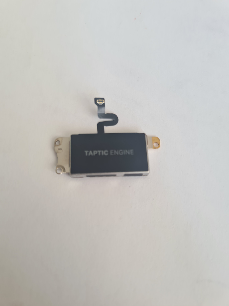 Вибромотор оригинал б.у. apple watch 7 series 45 mm taptic engine, цена ...