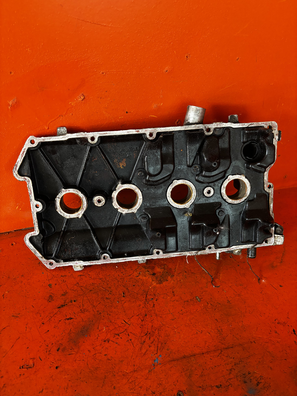 Кришка ГБЦ ВАЗ 2110 16 клапанів, ціна: 800 ₴, купити на Prom.ua