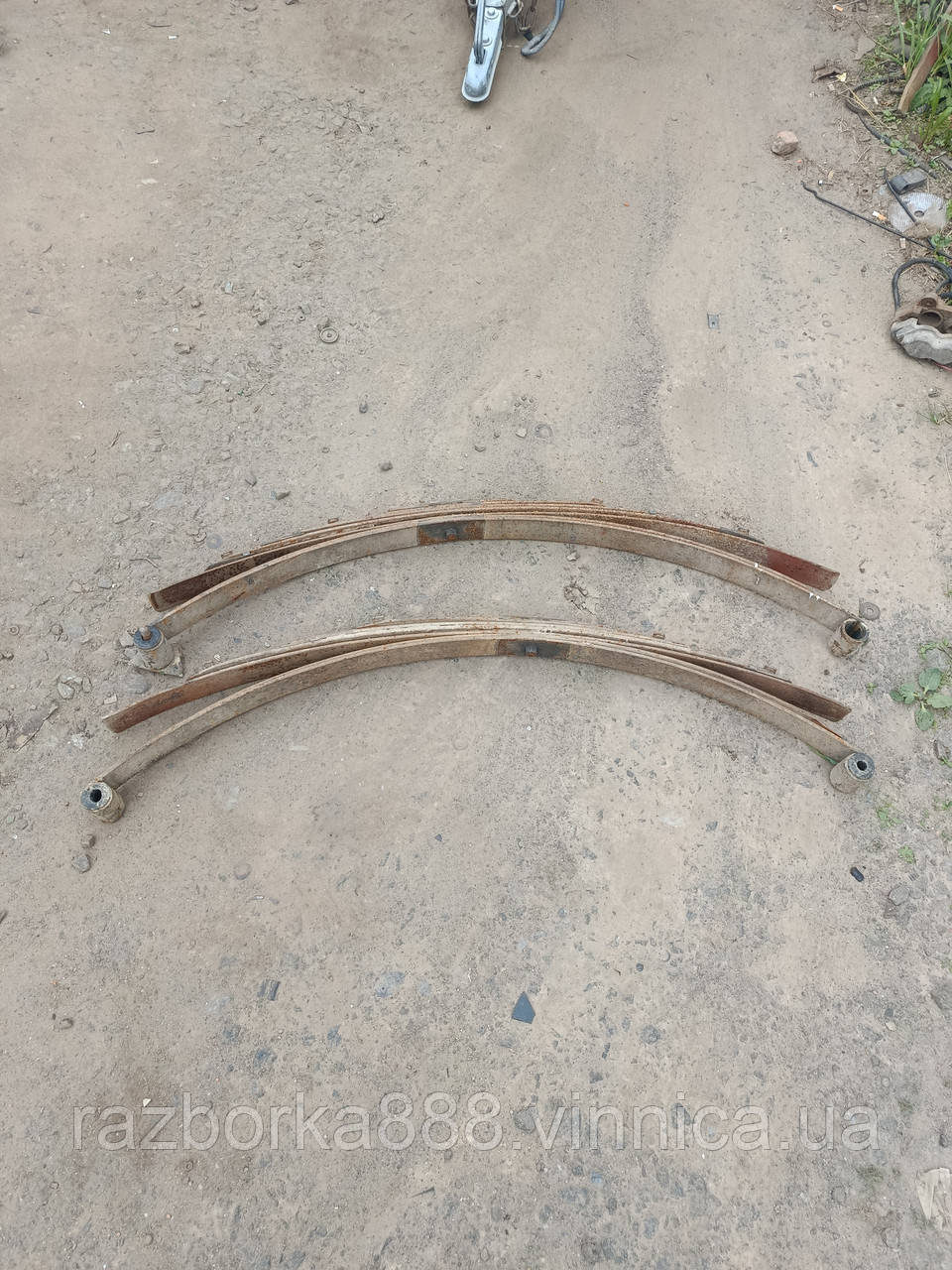Рессоры ГАЗ Волга 2410 3102 31029 3110 31105 пара под резиновые втулки бу, цена: 1800 ₴, купить ...