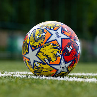 Футбольний м'яч Adidas Champions League безшовний для футболу м'яч ...