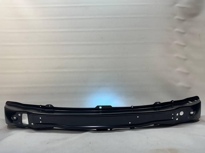 Підсилювач переднього бампера Renault Logan 2 2013-2020 Підсилювач ...