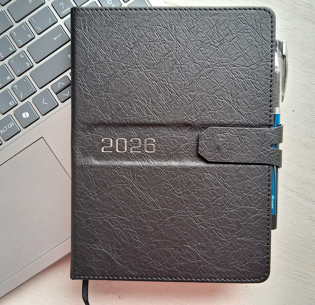 Щоденник 2026 датований Belle A5 на магнітній застібці чорний штучна шкіра Блокнот Записник