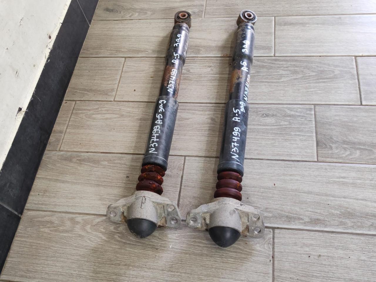 Амортизатор задний (пара) Шкода А5 Skoda, цена: 1200 ₴, купить на Prom.ua