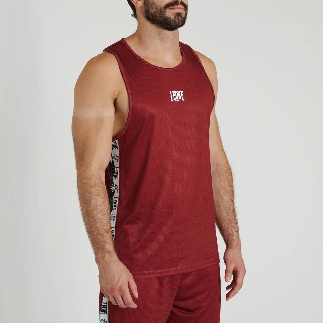 Майка Leone Iconic Bord M создана для обеспечения поддержки и свободы ...