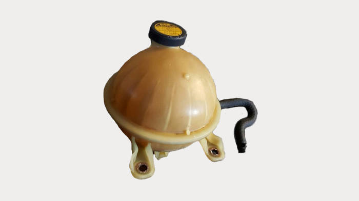 Розширювальний бачок охолодження двигуна Toyota Avensis Verso ...