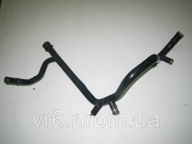 Патрубок системы охлаждения VW 06A121065AR (ID#497040072), цена: 587 ...