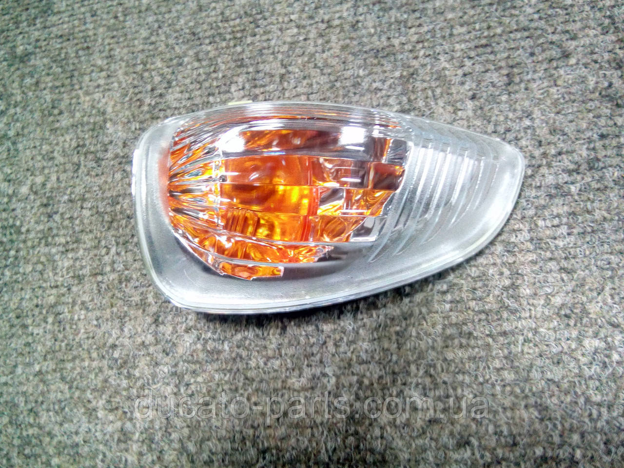 Поворотник дзеркала правий (жовтий) Renault Master IV 261652475R ...