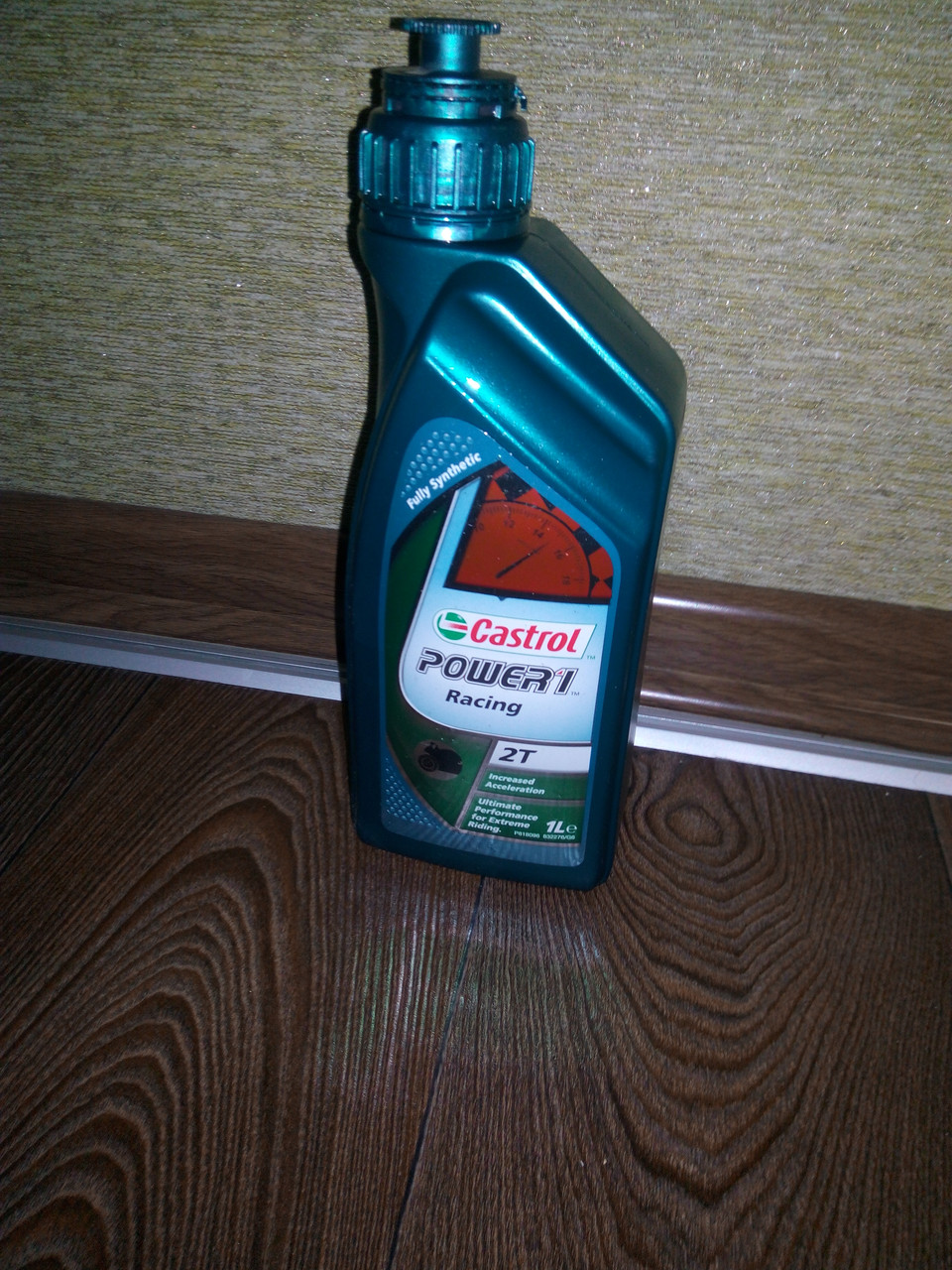 Моторное масло синтетические Castrol Power 1 Racing 2T для 2-х тактных ...