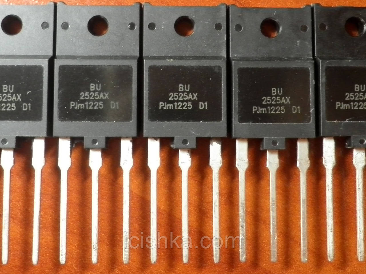 BU2525 / BU2525AX SOT399 - Выходной транзистор строчной развёртки ...