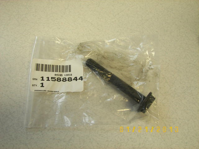 Болт шестерни привода распредвала GM 4810977 11588844 A20NHT A20NFT ...