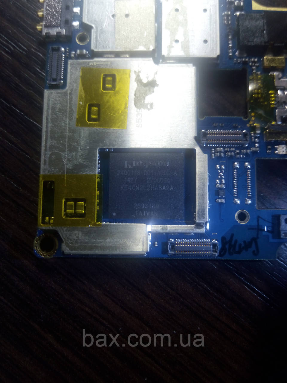 Мікросхема пам'яті Kingston KE4CN2L2HA8A2A На платі Опис (ID#539035721 ...