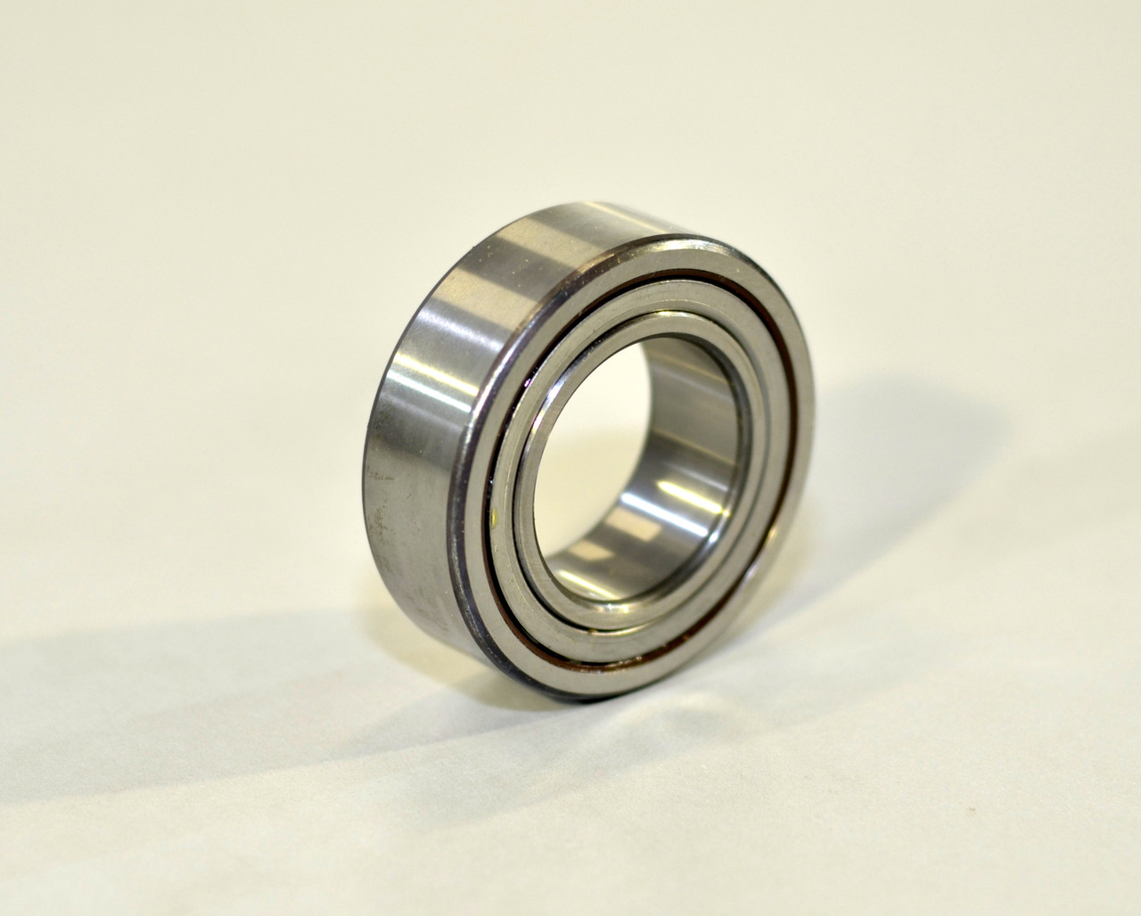 Опорный подшипник приводного вала на Renault Trafic III 2014 ...