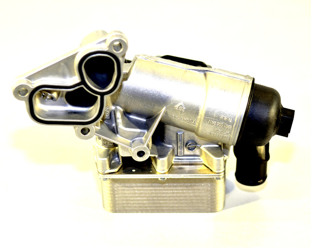 Оригінальні запчастини RENAULT: Масляний охолоджувач і комплектуючі ...