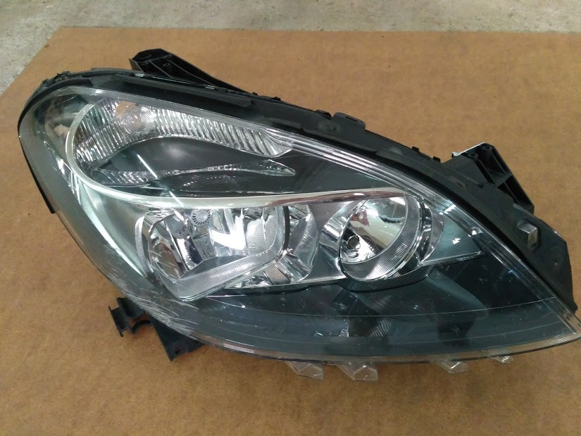 Фара Mercedes W246 W242 B-class 2011- A 2468200261 - CarMan