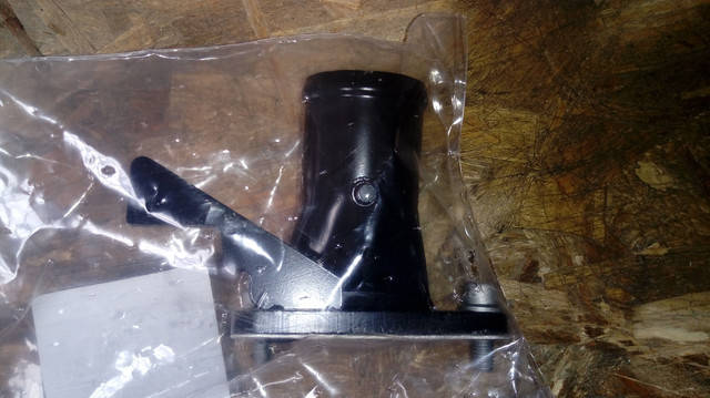 Купить Фланец (переходник, соединитель) выпускной патрубка радиатора ...