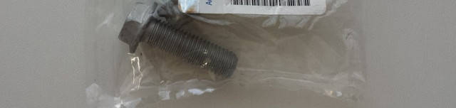 Болт шестерні колінвала M12 X 1.75 X 40 GM 11085932 OPEL ANTARA ASTRA-G ...