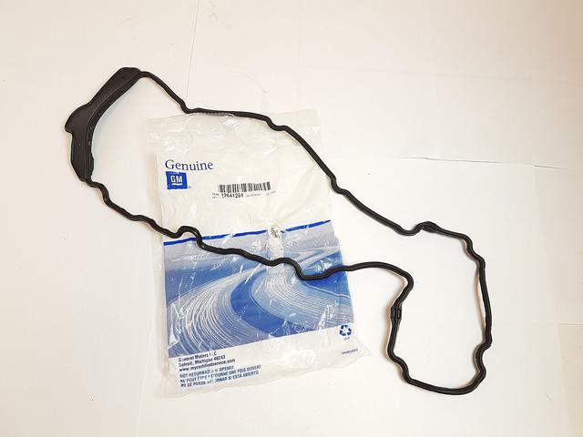 Прокладка клапанной крышки GM 12595107 Z28NET A28NET Z32SE OPEL Antara ...