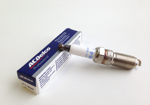 Свеча зажигания PLATINUM GM 4819413 4805484 92067204 92220447 12622561 ...