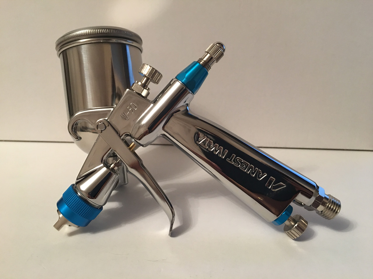 Краскопульт Anest Iwata W-50-124BPG: продажа и цены в Украине пневматические краскопульты Iwata.