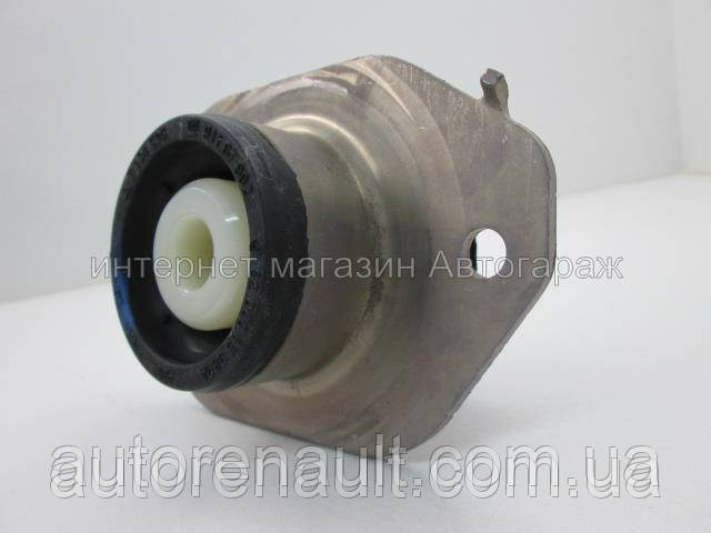 Подушка двигателя на Рено Трафик 03-> 2.0dCi, 2,5dCi (нижняя 135л.с ...