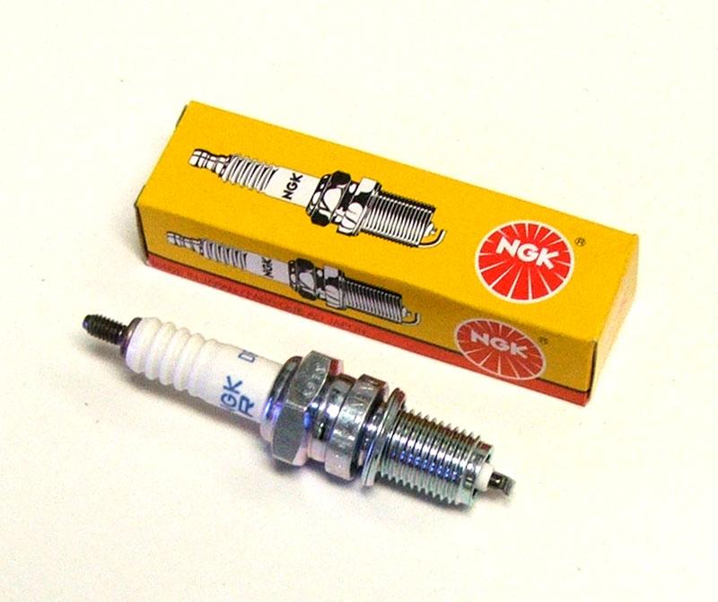 Свеча зажигания NGK DPR8EA-9 3483: продажа, цена в Волынской области ...