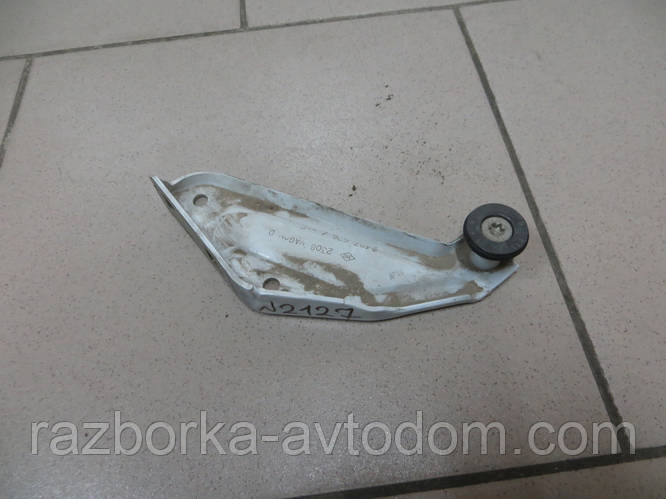 Ролик сдвижной боковой правой двери верхний Renault Kangoo (08-13) OE ...