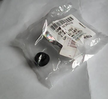 Заглушка кріплення дзеркала заднього виду чорна 16MM DIA. GM 0149702 ...