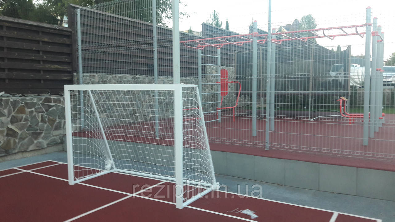 Строительство спортивной площадки во дворе частного дома. Строительство ...