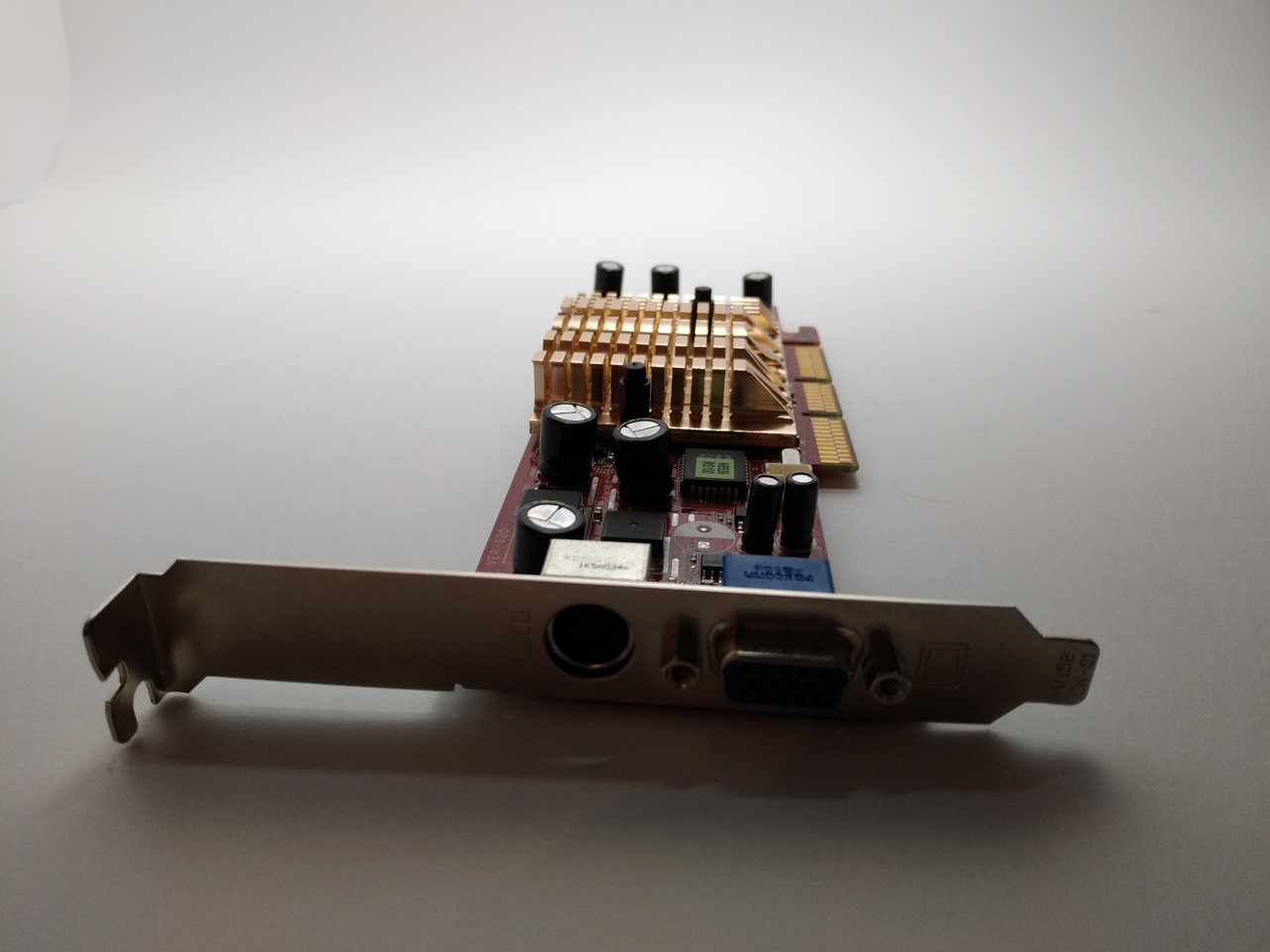 Видеокарта MSI FX5200 128Mb/DDR/64Bit, AGP8X (ID#618904281), цена: 100 ...