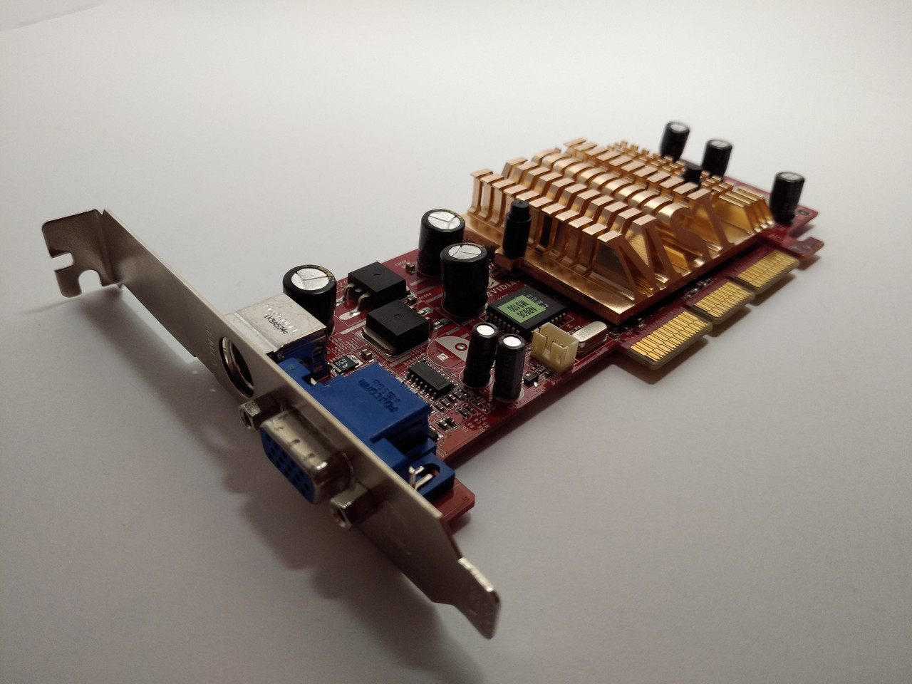 Видеокарта MSI FX5200 128Mb/DDR/64Bit, AGP8X (ID#618904281), цена: 100 ...