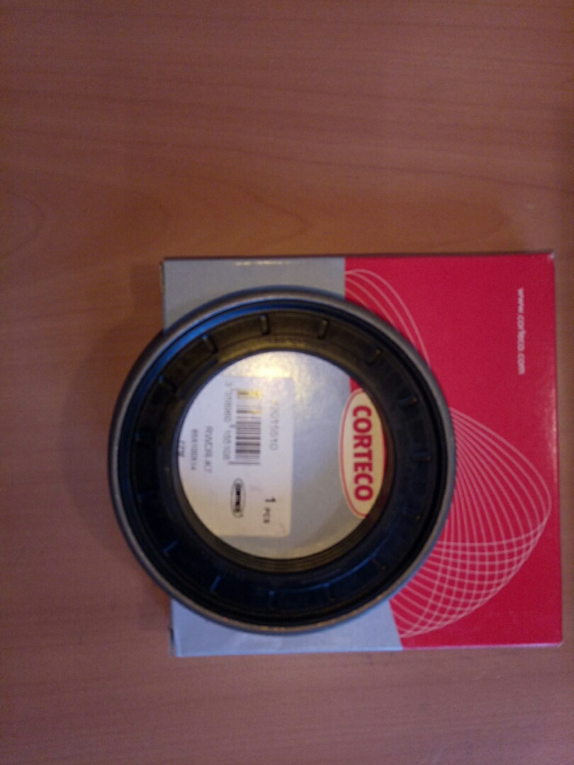 Купить Сальник хвостовика IVECO (65х100х14) (40102133/12015510B), цена ...