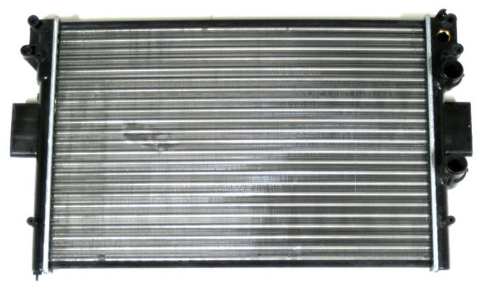 Радиатор Iveco Daily 99- 2.3 2,8 D TDI, цена: 2486 ₴, купить на Prom.ua